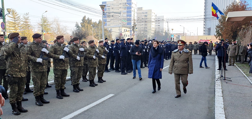 Ziua Unirii, sarbatorita cu fast militar si la Timisoara! Autoritatile ...