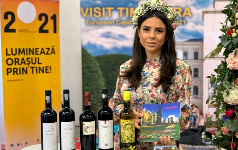 Covid-19 loveste si la Primaria Timisoara! Daniela Petrisor, nora ...