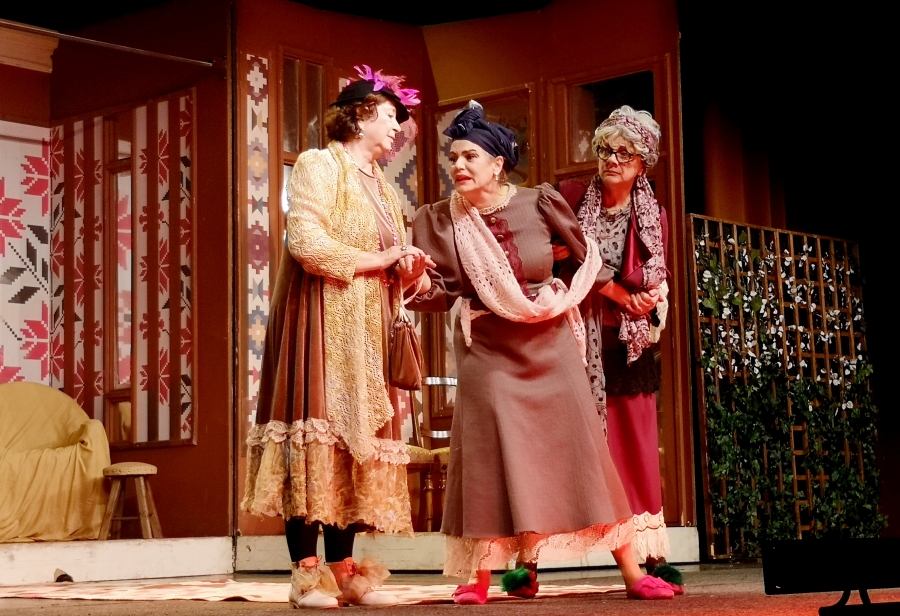 Patru mari doamne ale dramaturgiei romanesti, pe scena Teatrului ...