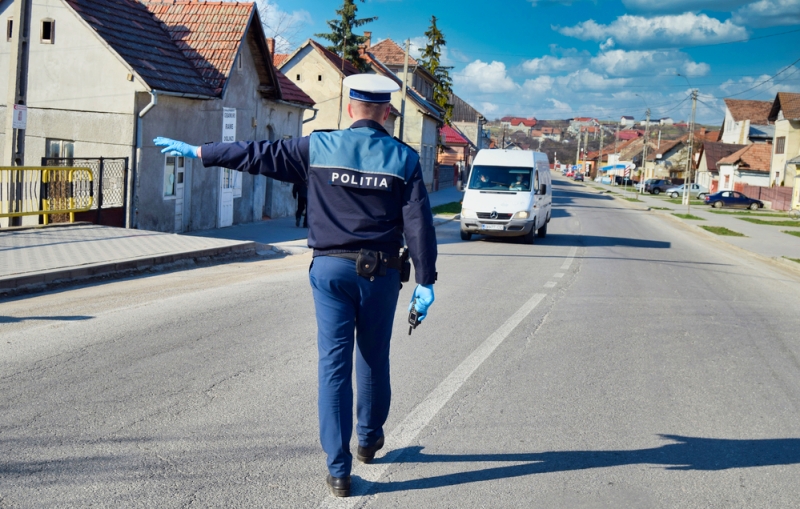 Un sofer din Gorj a fost arestat preventiv, dupa ce a acrosat cu masina ...