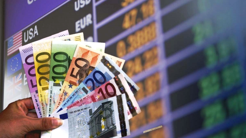 Puls VALUTAR. Piata monetara, sub efectul controlului realizat de catre ...