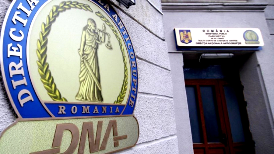 Auditor al Curtii de Conturi, trimis in judecata de procurorii DNA pentru santajarea fostei ...