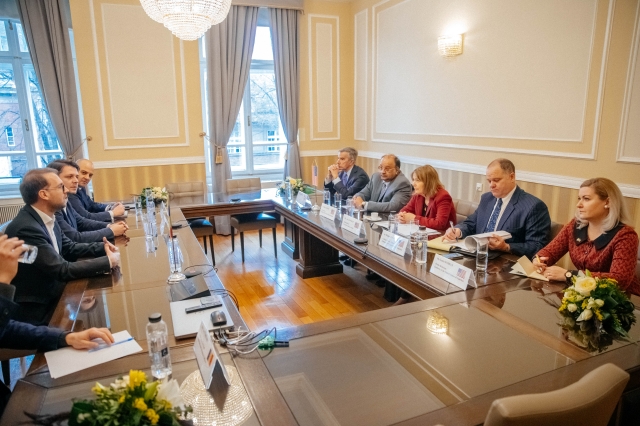 Noul ambasador al SUA in Romania, in vizita oficiala la Timisoara. “Un ...