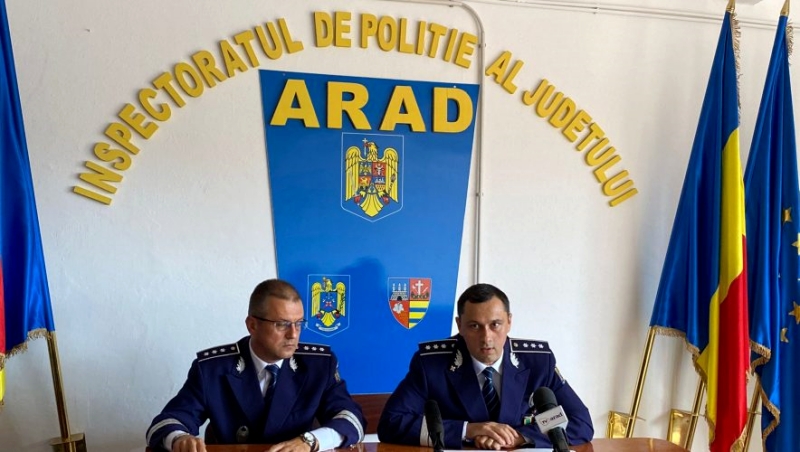 Probleme pentru Dan Stoicanescu, inspectorul sef al IPJ Arad! O autospeciala de politie aflata ...