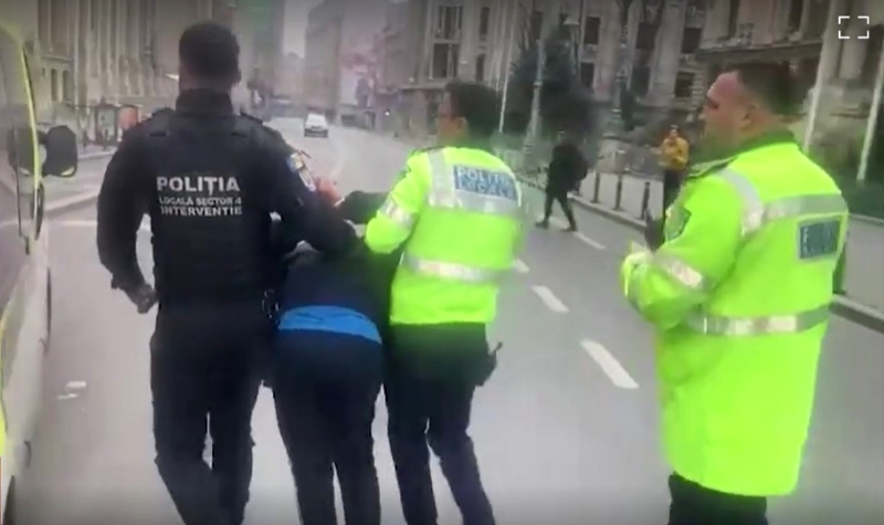 Incident socant pe o strada din Bucuresti! Un barbat recalcitrant a ...