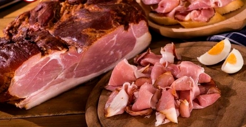 Atentie la sunca de porc! Patru persoane din Timis au fost internate de ...