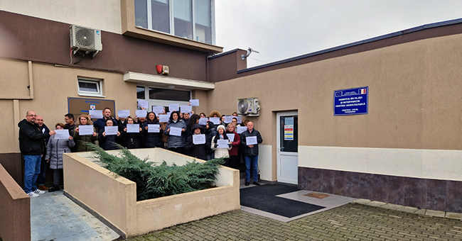 Angajatii APIA Timis, protest spontan impotriva diferentelor salariale ... Angajatii APIA Timis, protest spontan impotriva diferentelor salariale ...