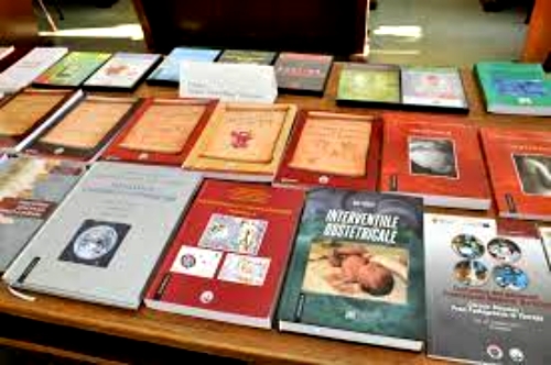 Topul celor mai citite carti in 2024 / Anul trecut a crescut apetitul ...