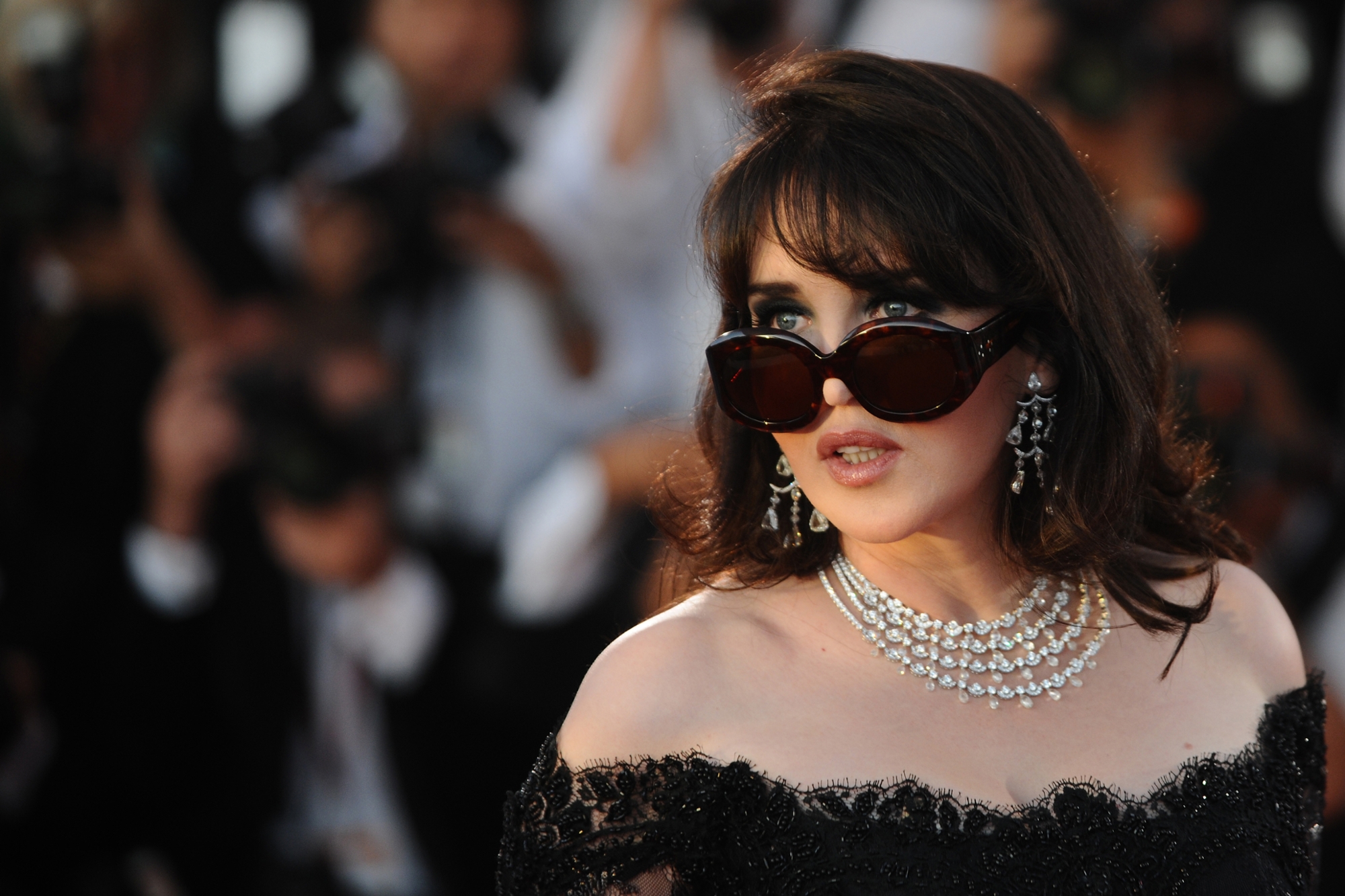 Actrita franceza Isabelle Adjani, 2 ani de inchisoare cu suspendare ...