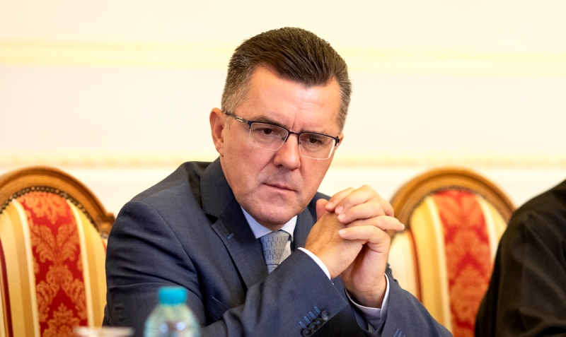 Profesorul universitar Dan Dungaciu, trimis in judecata pentru abuz in ...