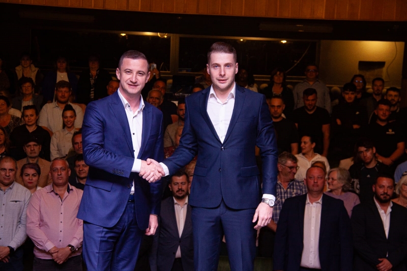 Transfer de senzatie pentru PSD Timis! Liberalul Raul Ambrus, impreuna cu peste 500 de colegi de ...