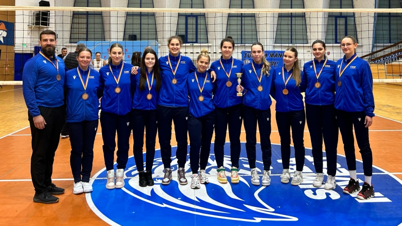 Echipa de volei feminin a Universitatii de Vest din Timisoara, medalii ...