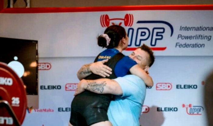 Powerlifting: Fiica lui Sorin Cazacu, vicecampiona mondiala! Alexandra ...