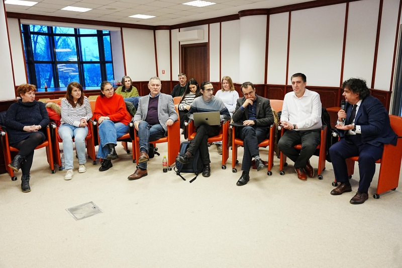 Noile programe scolare de Informatica pentru liceu, in dezbatere la ...