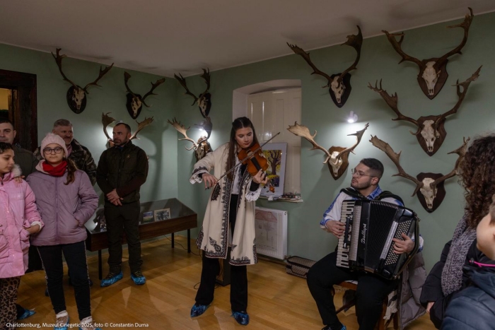 Muzeul Cinegetic si Silvic din Charlottenburg, judetul Timis, a ...